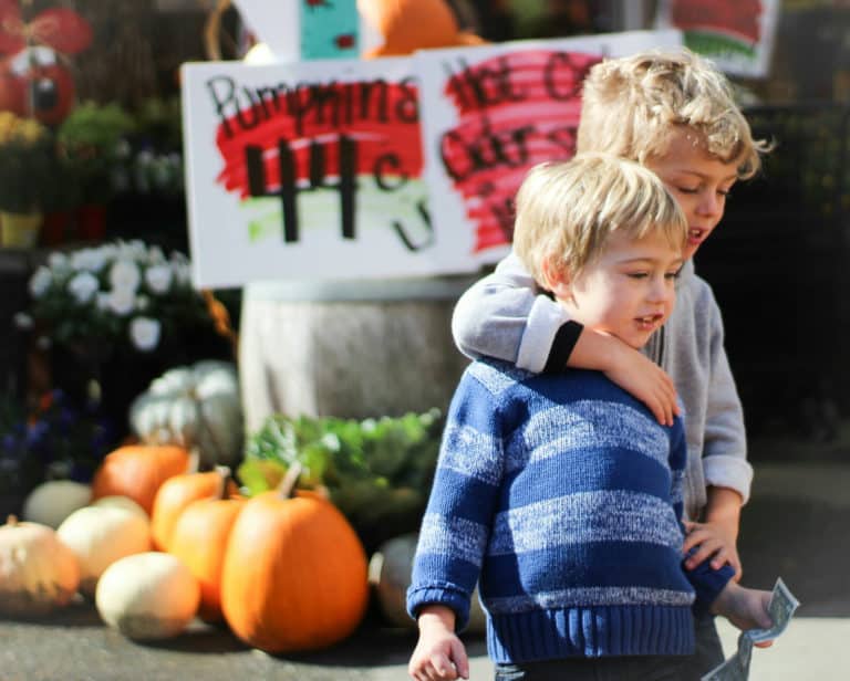 5 Fall Adventures You Can't Miss This Year With Toddlers | Joyful Messes