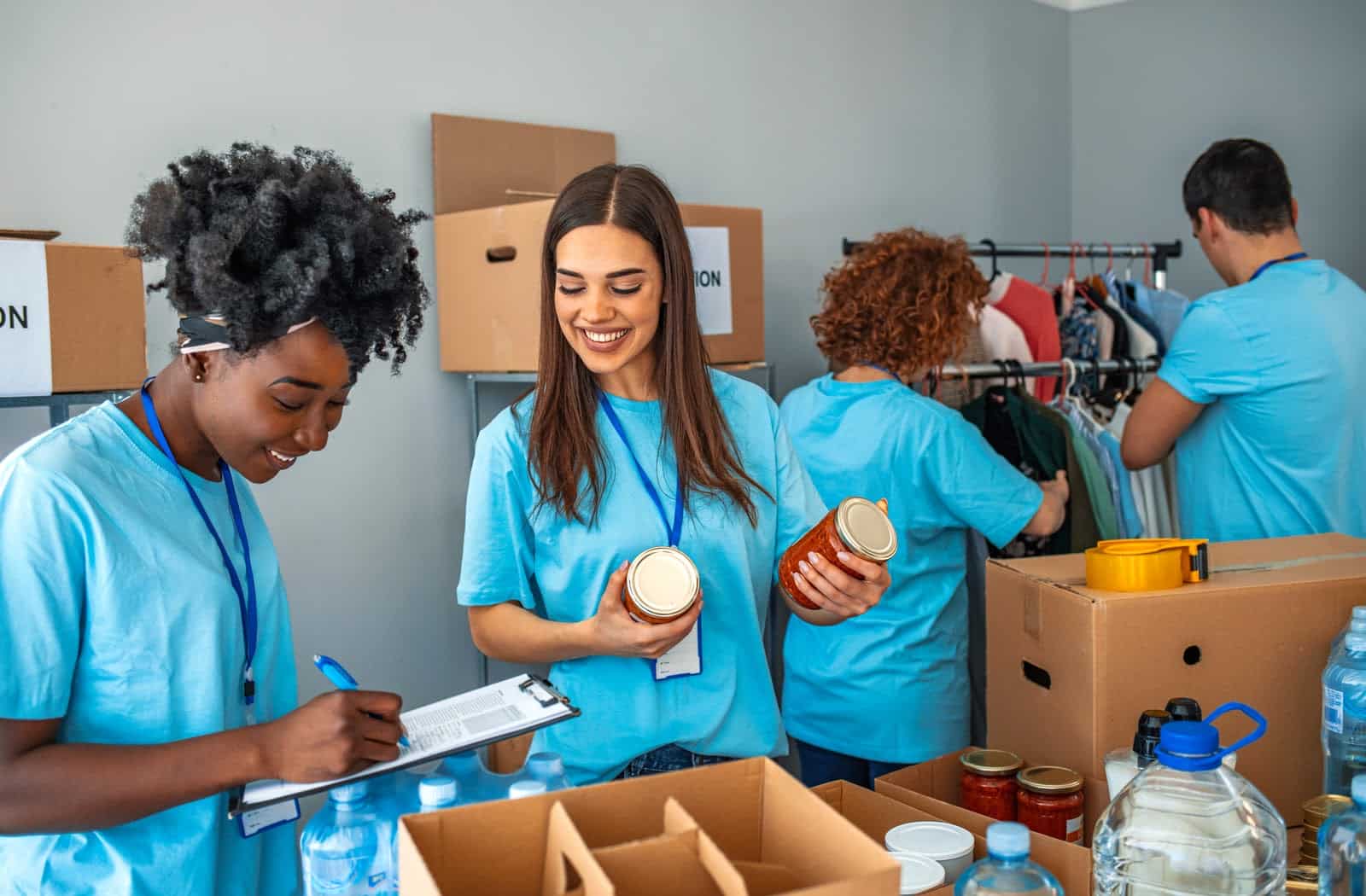 Fun Ideas and Opportunities for Volunteering with Kids | Joyful Messes