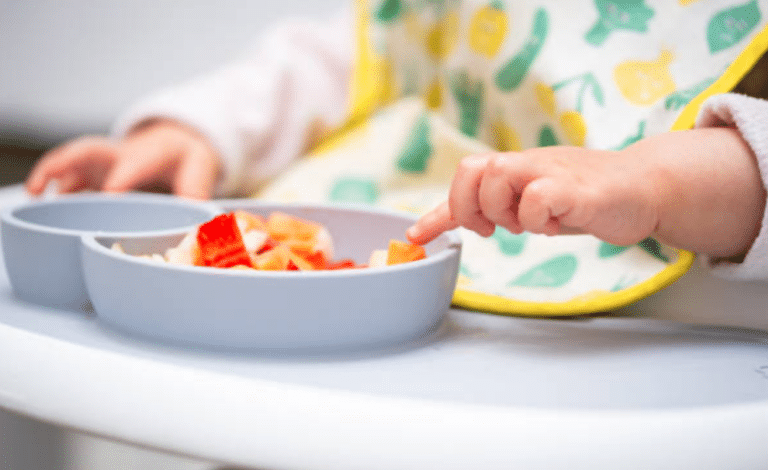 Free Printable Guide on 100 First Foods for Baby | Joyful Messes